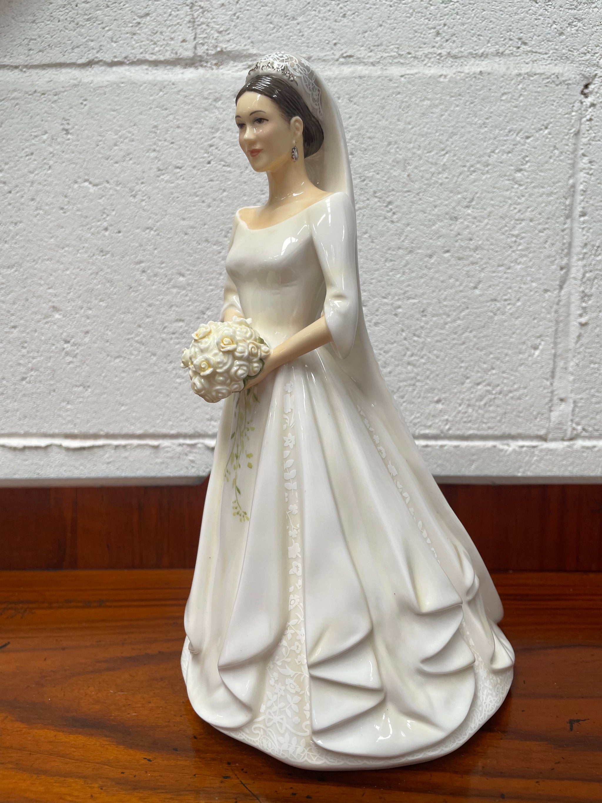 Royal Doulton Princess Mary Bridal Figurine – Moonee Ponds Antiques