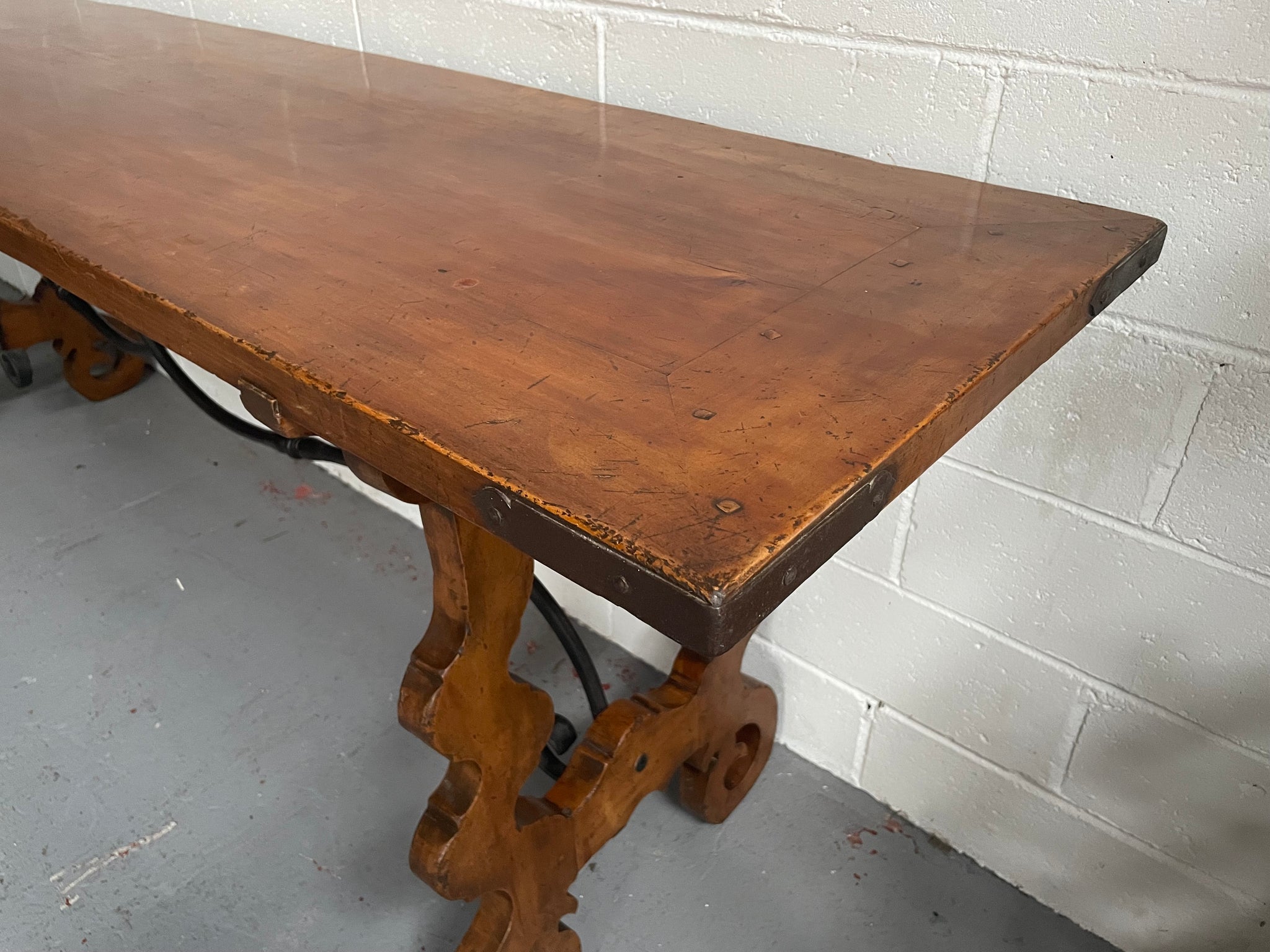 Vintage Walnut Long Spanish Style Console Table – Moonee Ponds Antiques