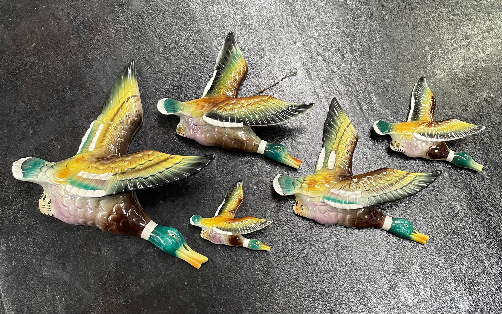 Set of 5 Vintage Ceramic Flying Ducks – Moonee Ponds Antiques