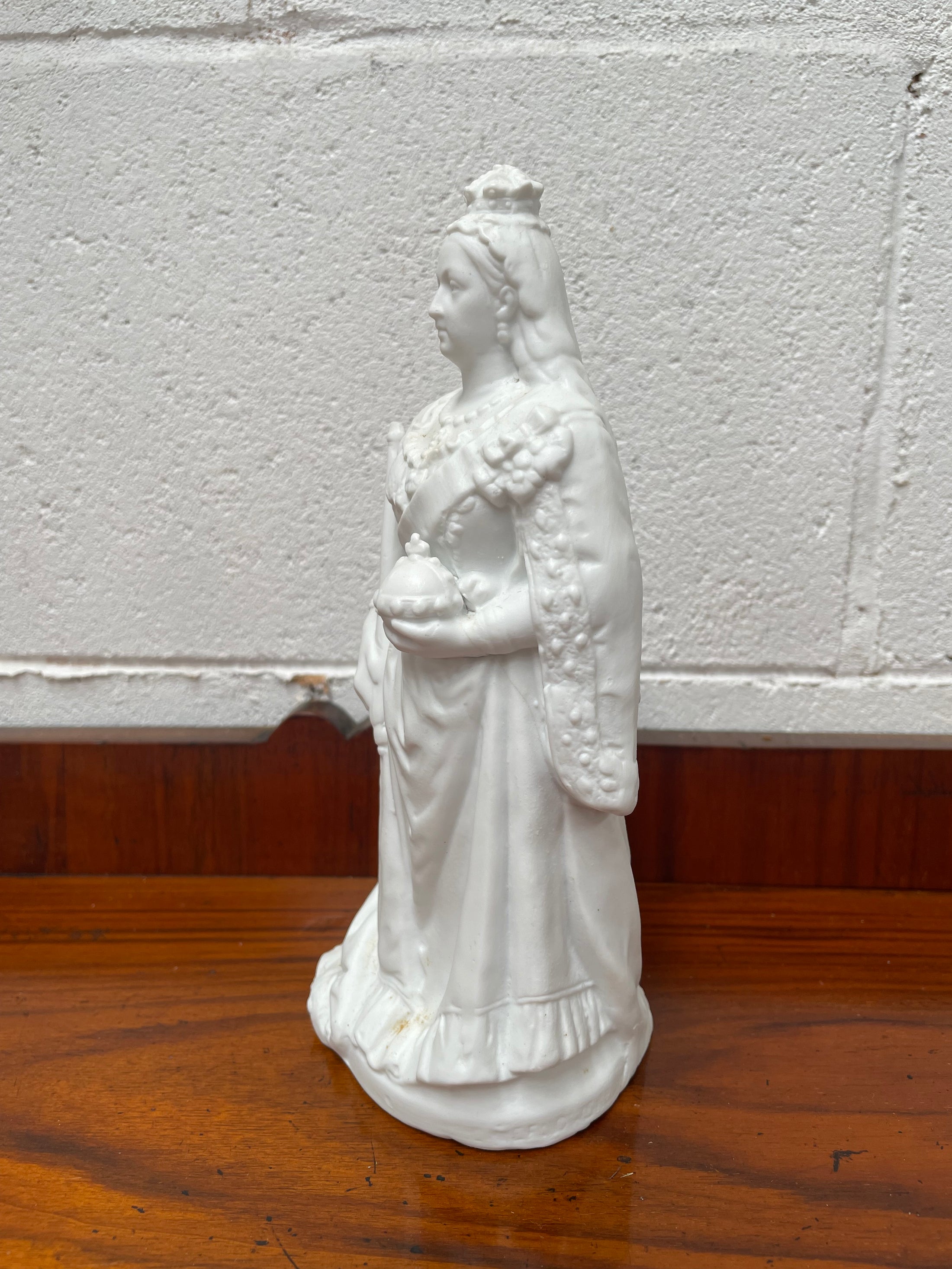 Queen Victoria Parian Ware Figure – Moonee Ponds Antiques