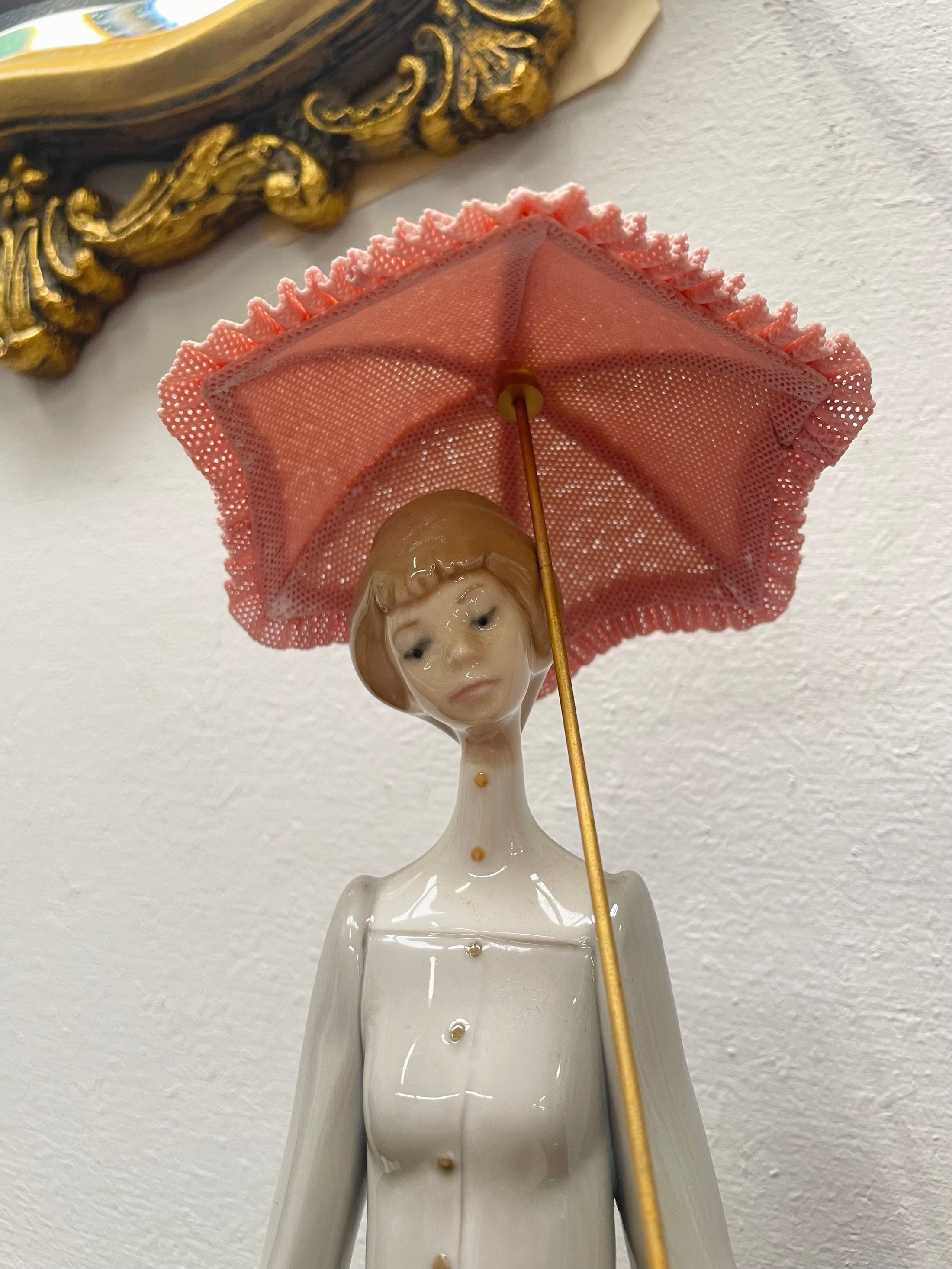 Large Lladro Figurine "The Dressmaker" – Moonee Ponds Antiques